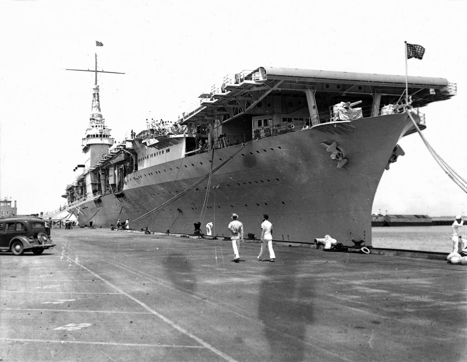 USS Ranger (CV-4) before commissioning, in Newport News[1600 x 1239 ...