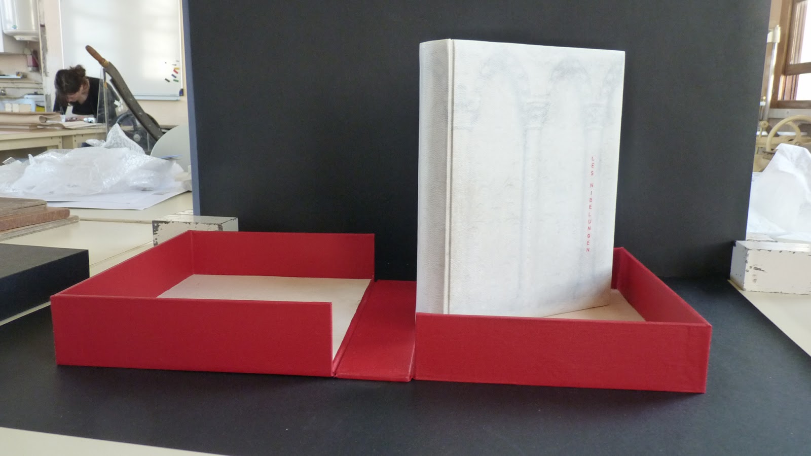 nathalia cettier reliure: reliure plein- cuir ou autre