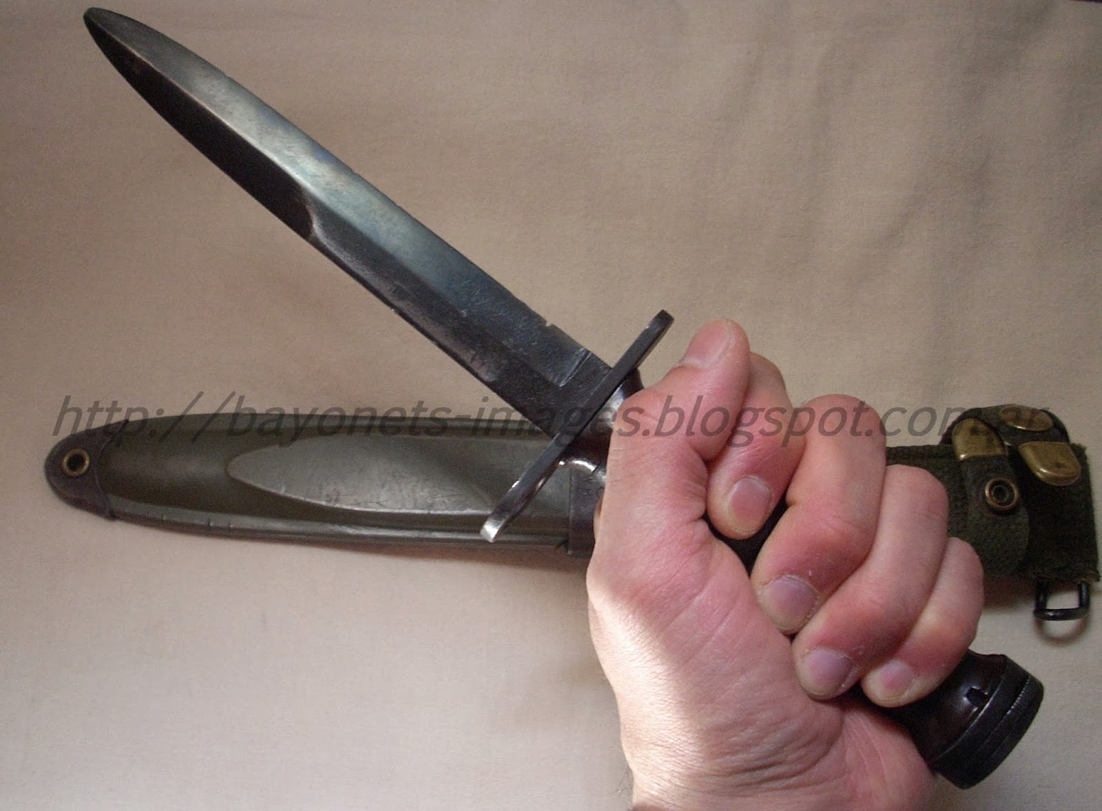 Bayonetas antiguas y modernas acompañadas de sus imágenes: U.S. M4 ...