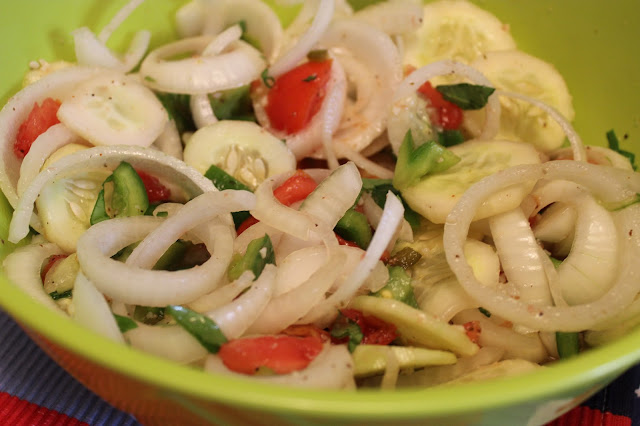 Sweet Tea and Cornbread: Fire and Ice Salad!