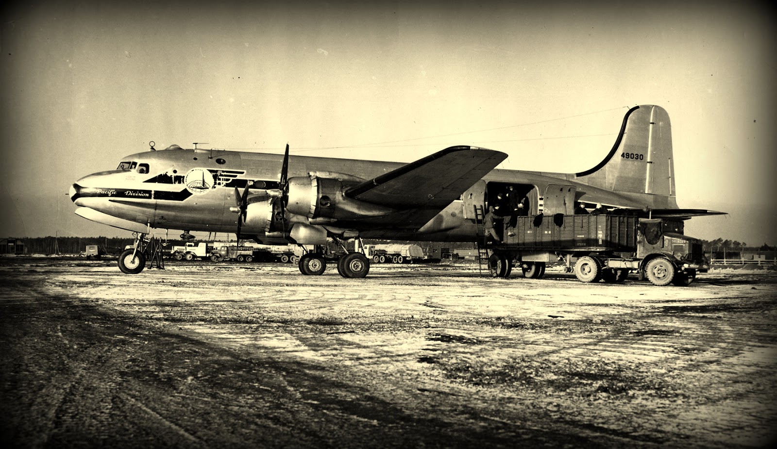 ΙΣΤΟΡΙΑ ΕΛΛΗΝΙΚΗ ΚΑΙ ΠΑΓΚΟΣΜΙΑ : ΒΕΡΟΛΙΝΟ 1945 - Η ΠΤΩΣΗ ΤΗΣ ΧΙΤΛΕΡΙΚΗΣ ...
