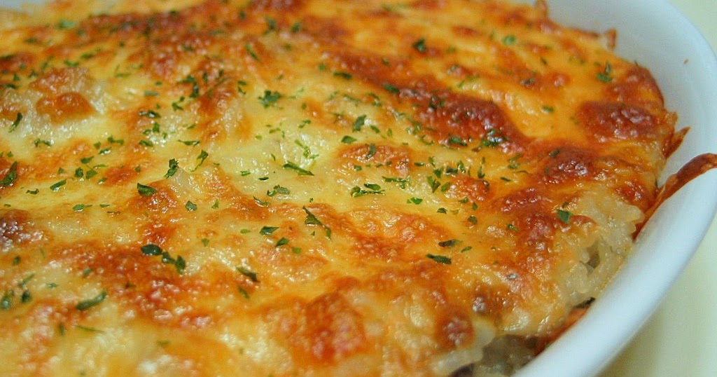 DELICIOUS CHICKEN CASSEROLE WITH RICE, MUSHROOMS AND TOPPING (PILESKA ...