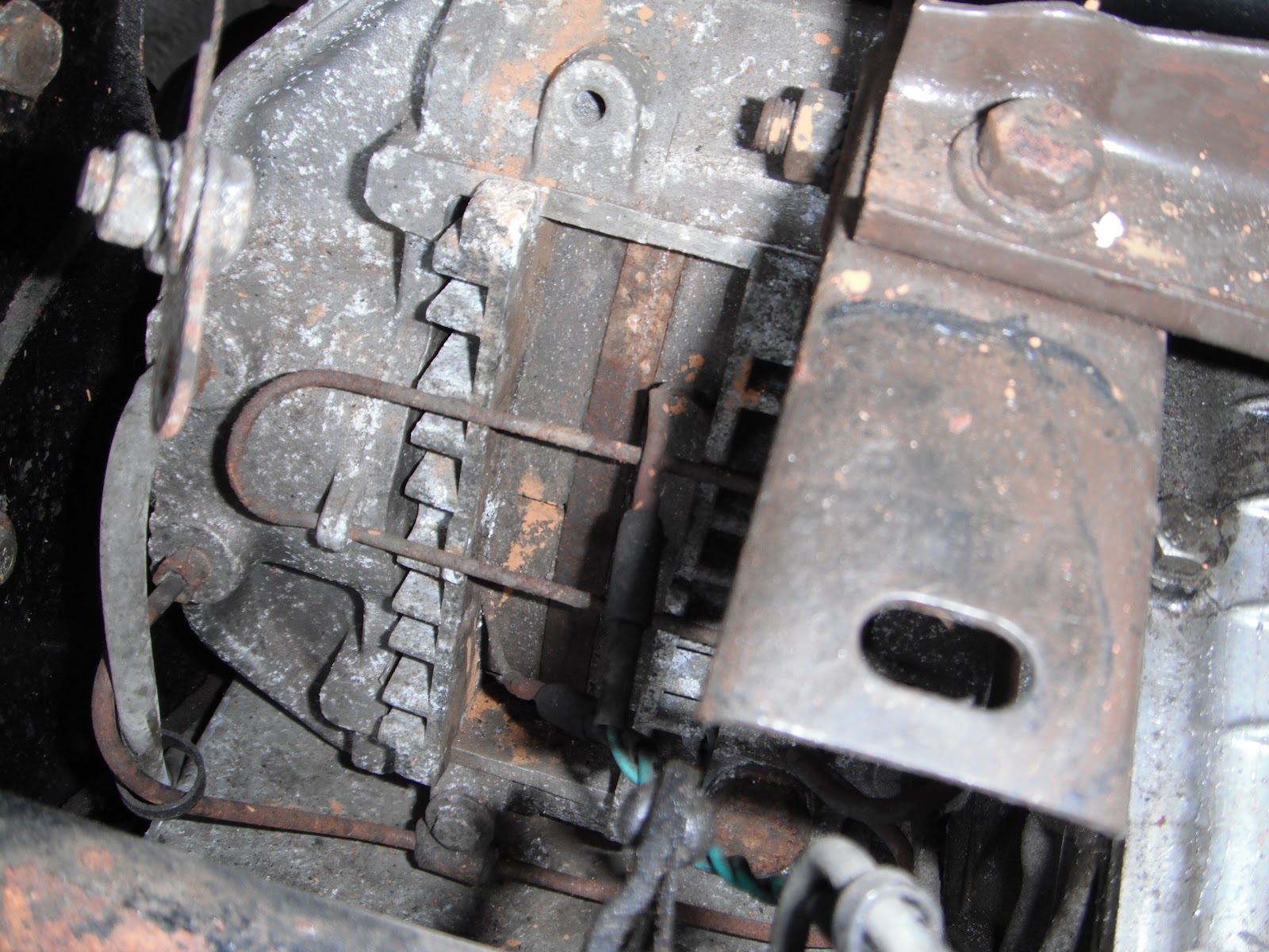 Citroën DS Restoration: Front brakes