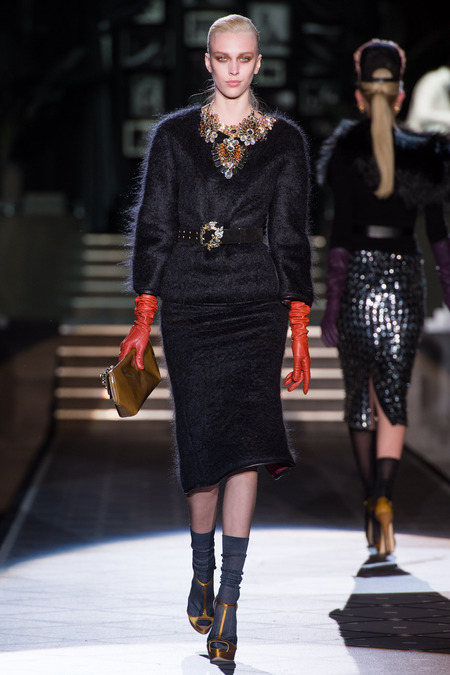 ROS.E.: Dsquared Women Fall 2013-14 MFW