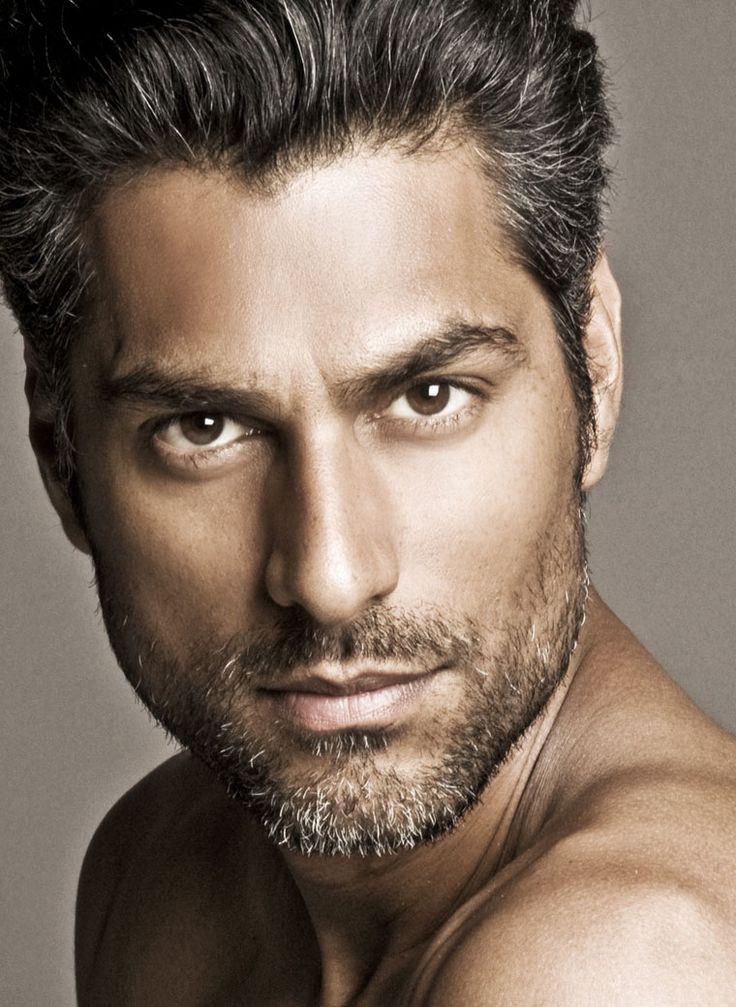 Cabello gris o canas en los hombres - 2016