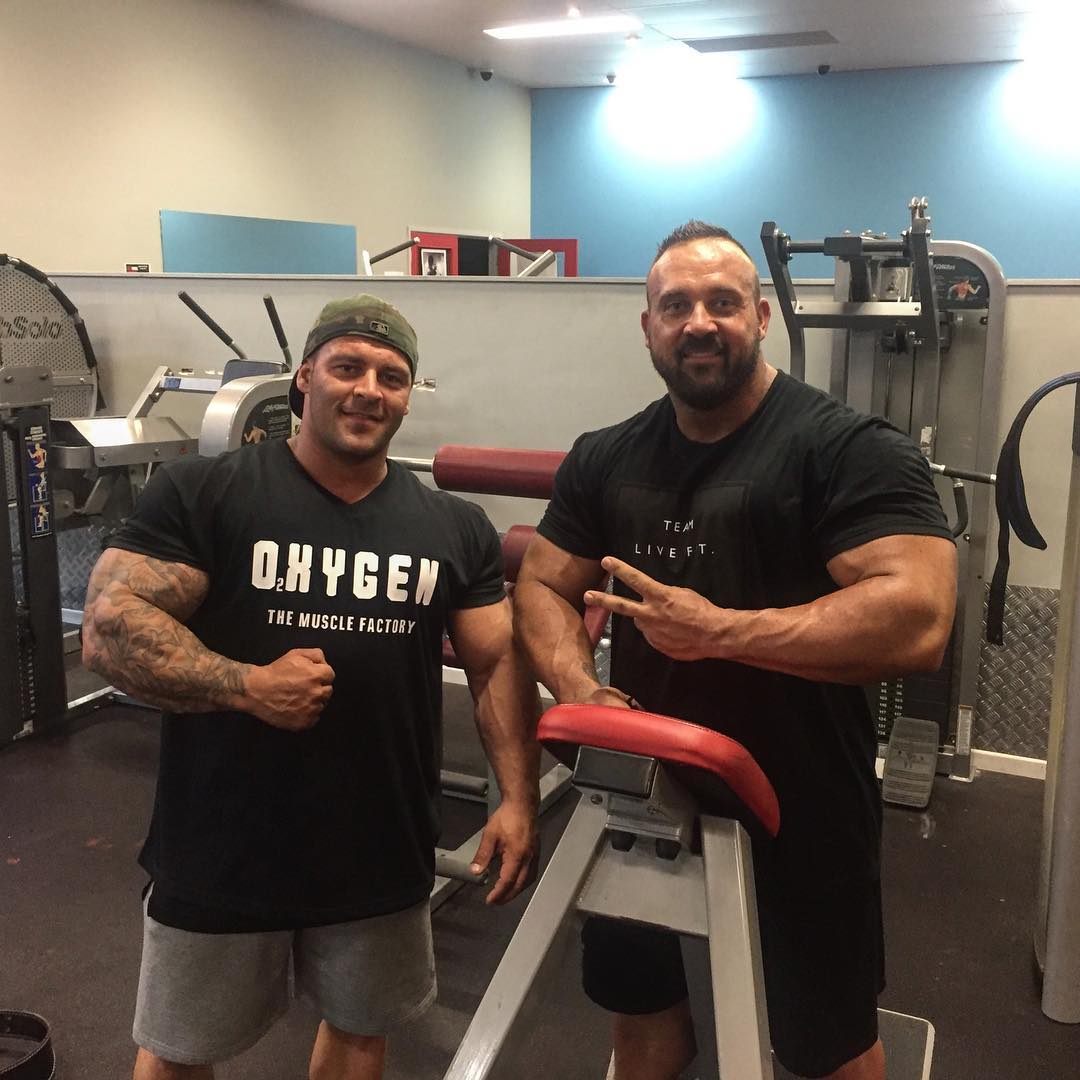 LA PERFECTION FAITE HOMME