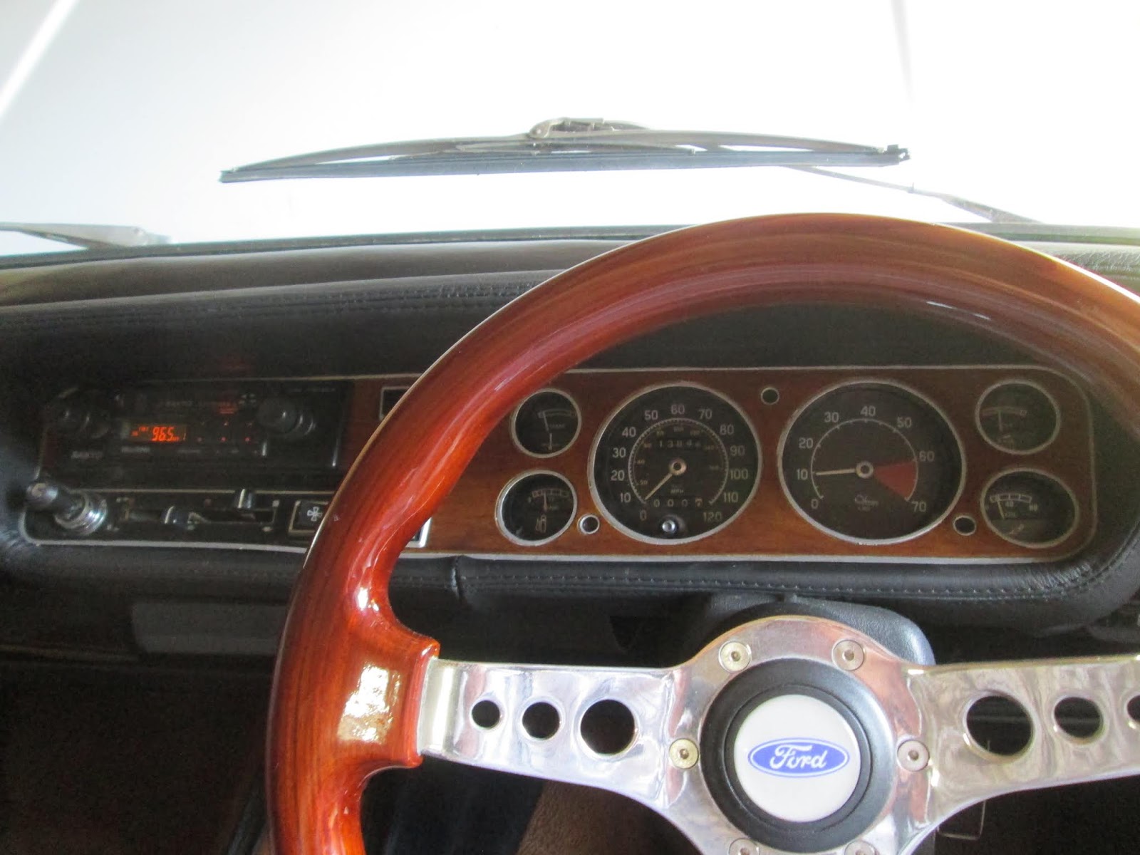 Ford Capris - Bits & Pieces: Capri - Instrument Pod Recovering 2