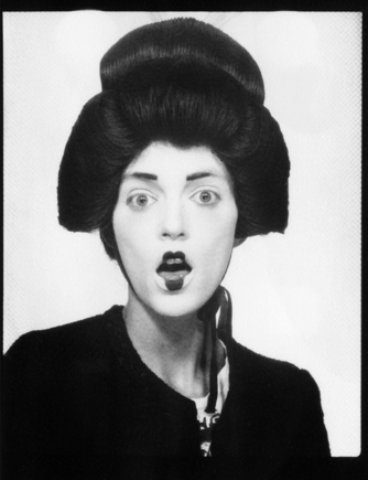 Wink and Smile: CELEBRITY PORTRAITS BY KARL LAGERFELD