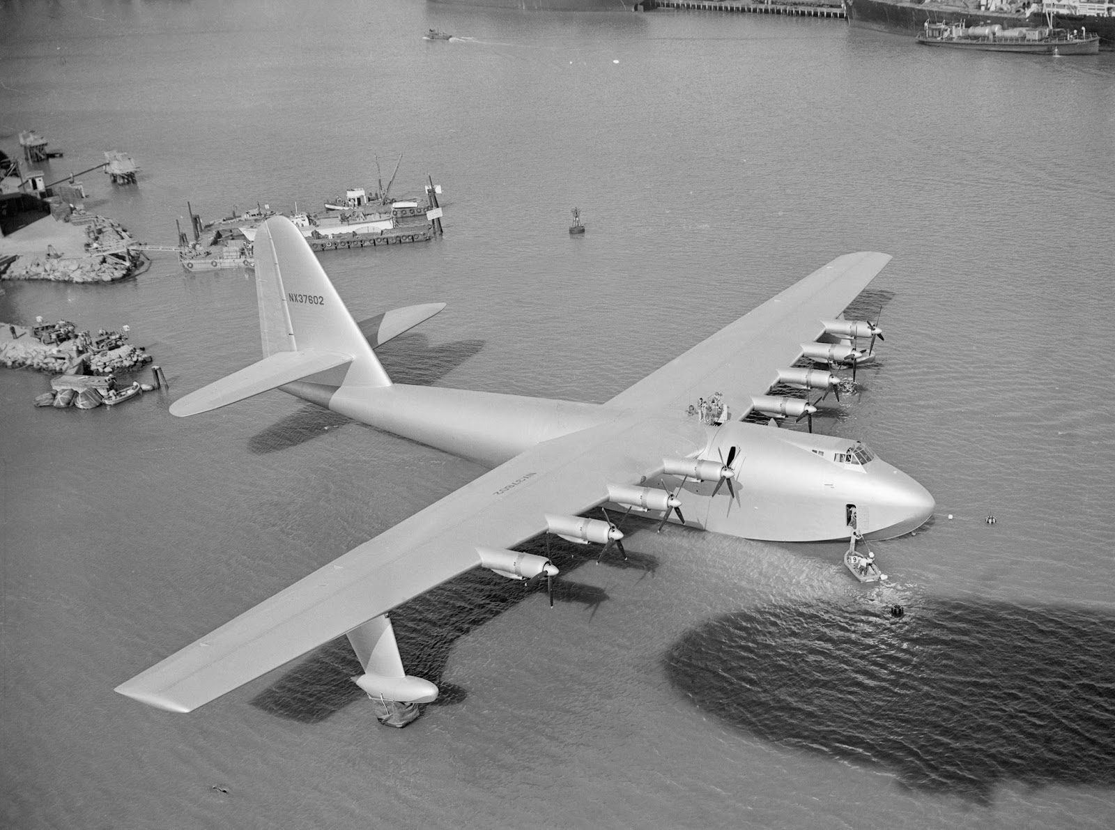 Fairmont Blog: EVENTFUL: Spruce Goose Flies on this Day in History