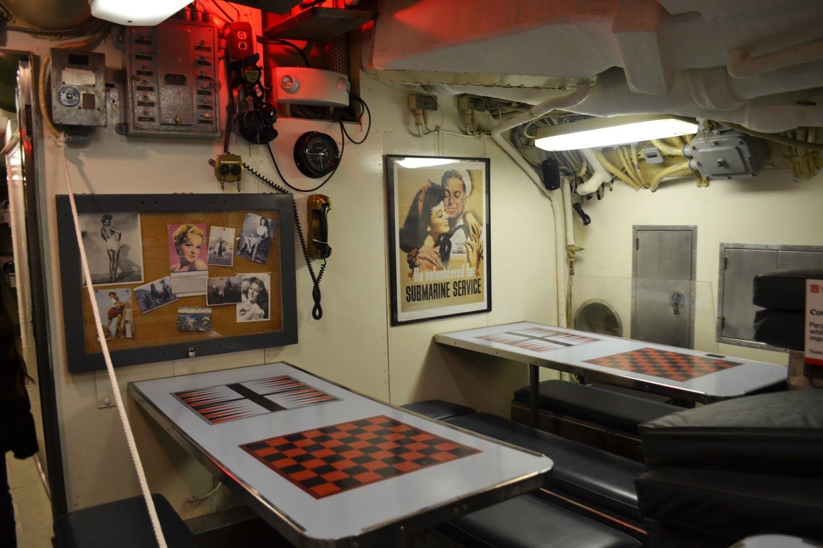 Travels and Wandering: USS Requin Submarine SS-481 in Pittsburgh # ...