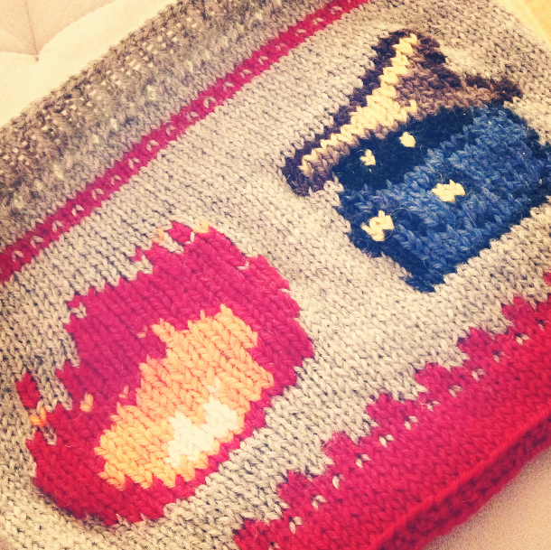 THE FUZZY CORNER: Geeky Knits - Wizards & Dice!