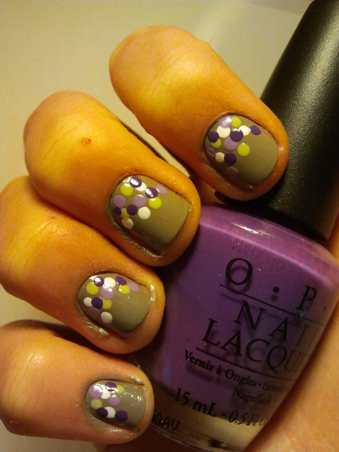 Laura's Nails: Dot Clusters