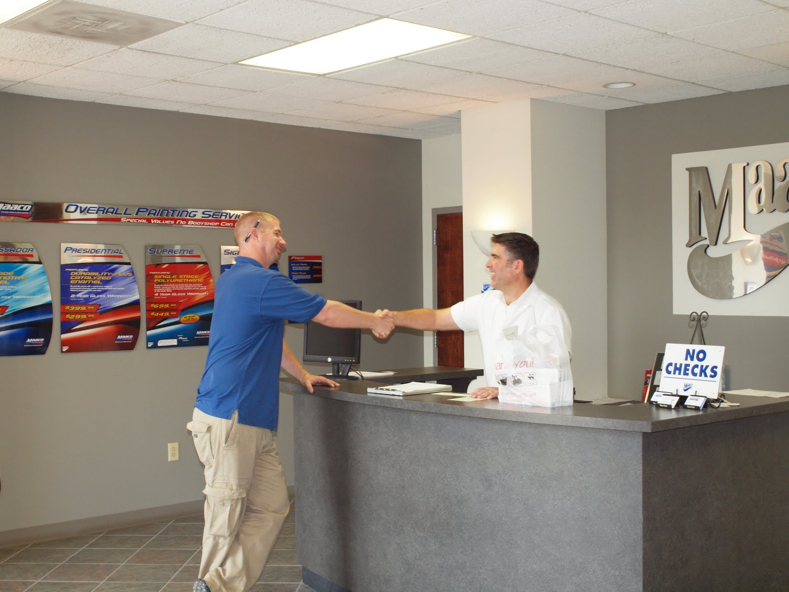 INTERNATIONAL AUTOMOTIVE FRANCHISE: MAACO