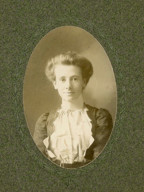 The Old Trunk in the Attic: Friday's Faces from the Past - Maud