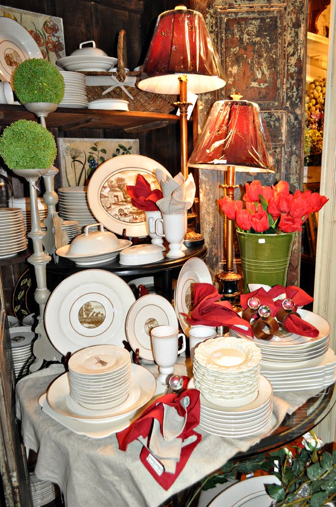 .: English Inspired Farm & Garden Cream Dishes