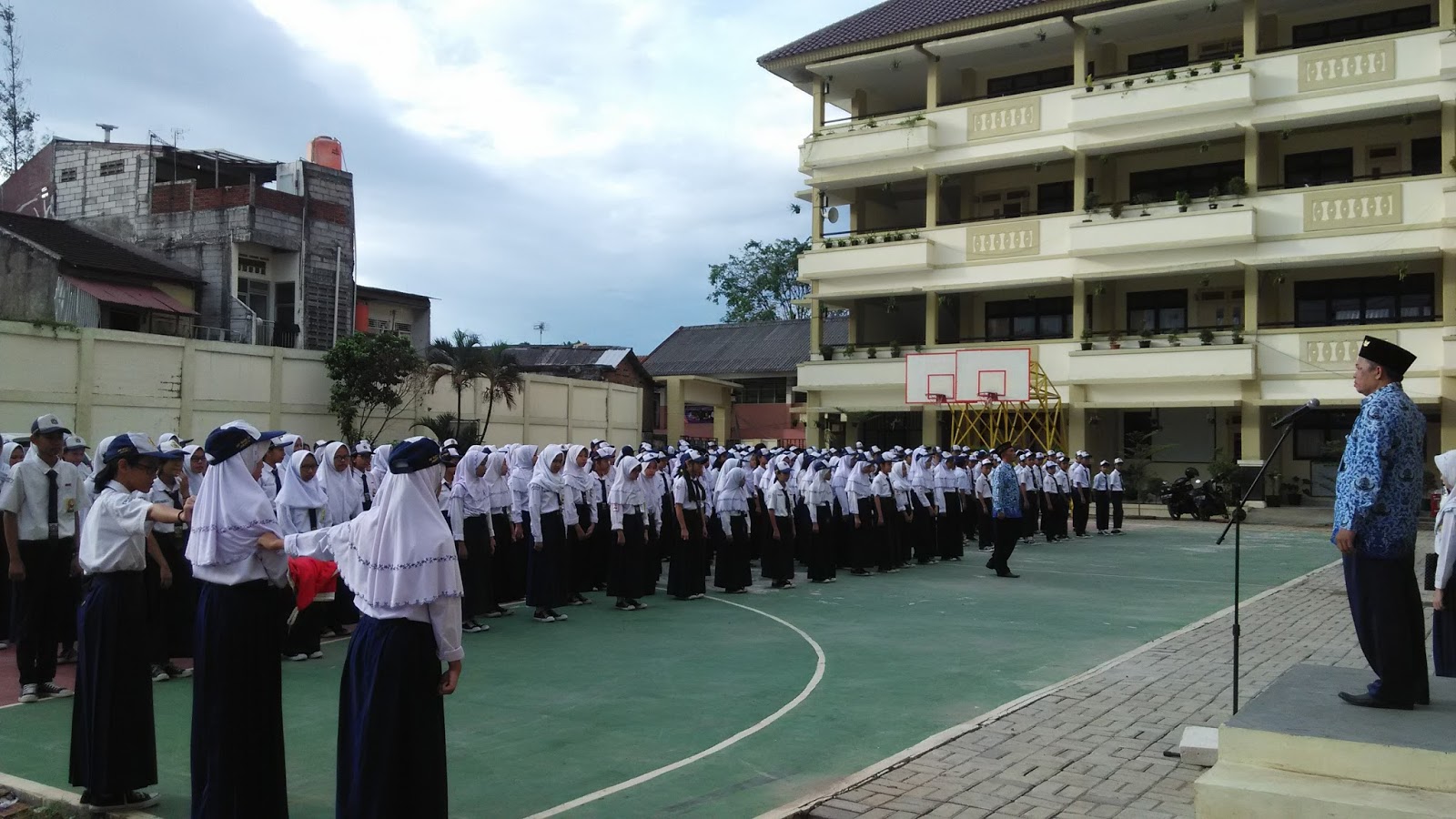 UPACARA MEMPERINGATI HARI LAHIRNYA PANCASILA 1 JUNI TAHUN 2017 ~ SMP ...