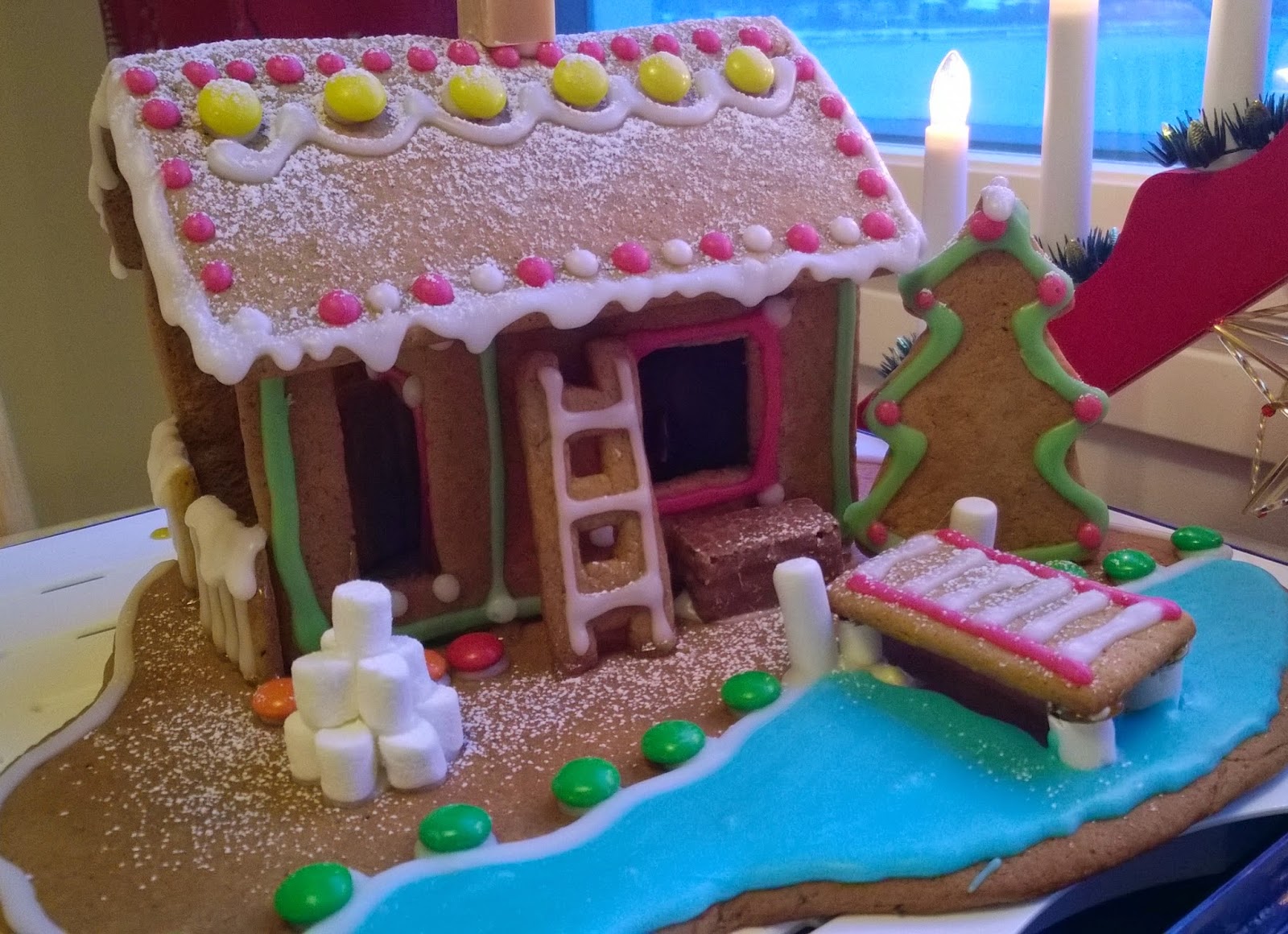 - Design Nore -: Piparisia taloja