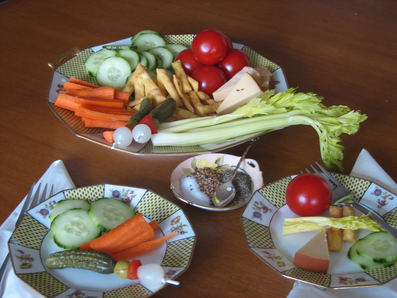 The Cook's Concern: Let's Start Retro: The Return of the Relish Tray