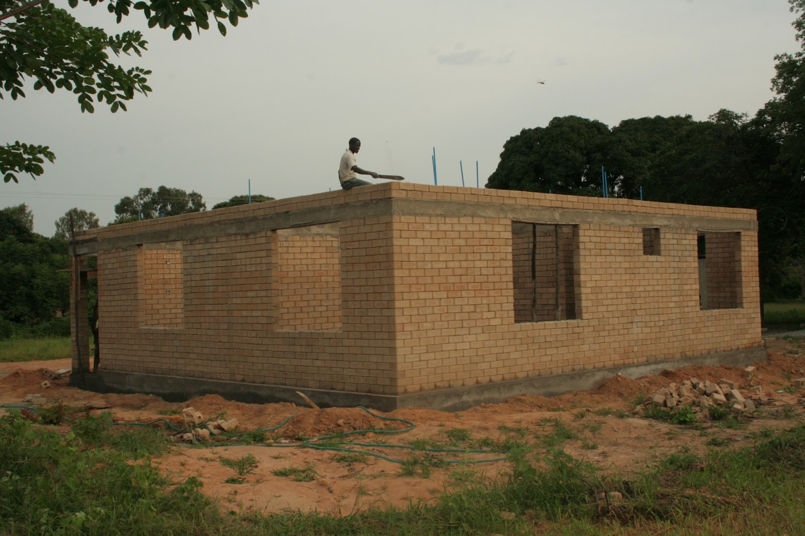 WAKALA WA TAIFA WA UTAFITI WA NYUMBA BORA NA VIFAA VYA UJENZI: UJENZI ...