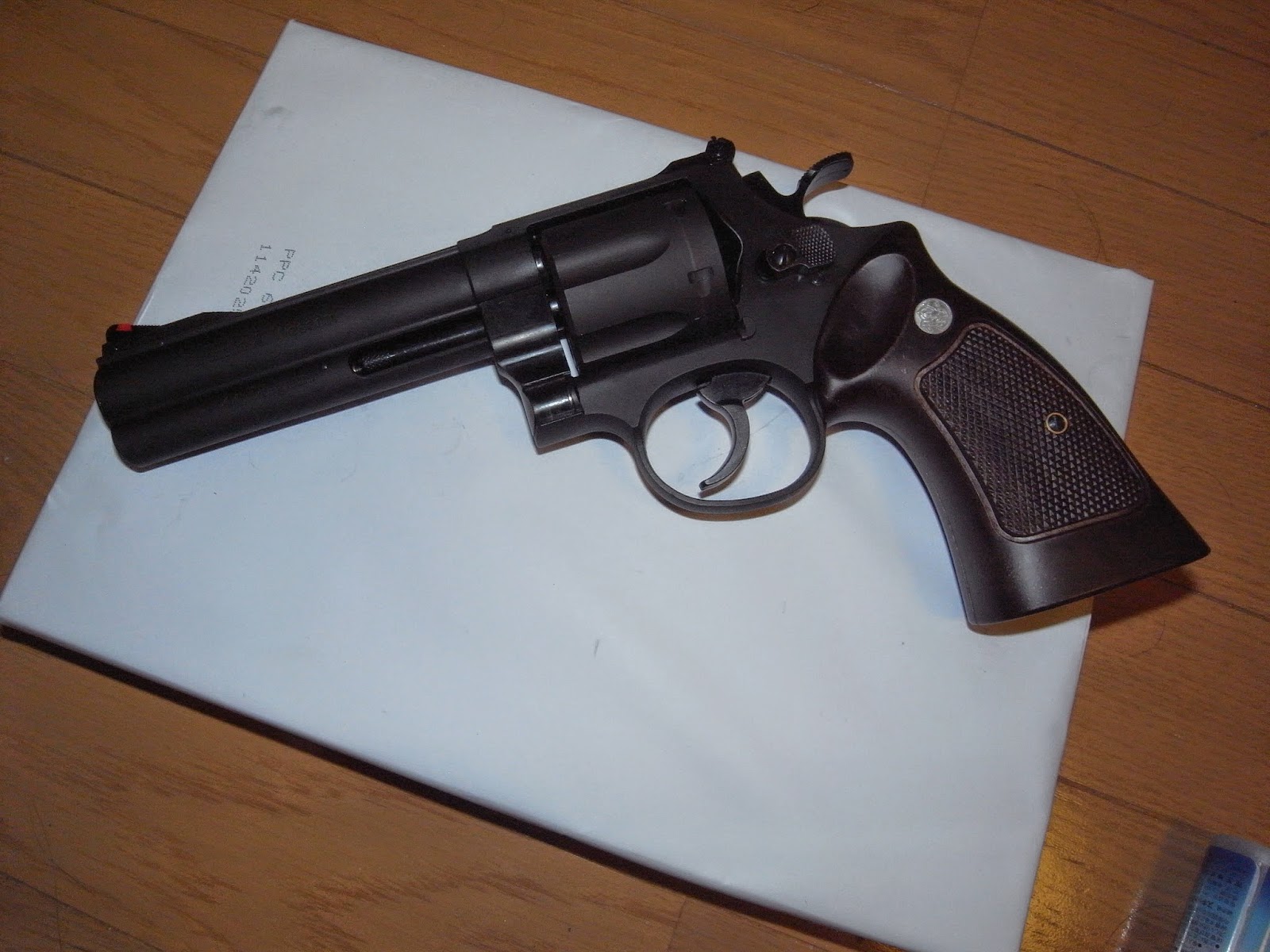 名の無い桜の木: マルシン S&W M629 簡易レビュー