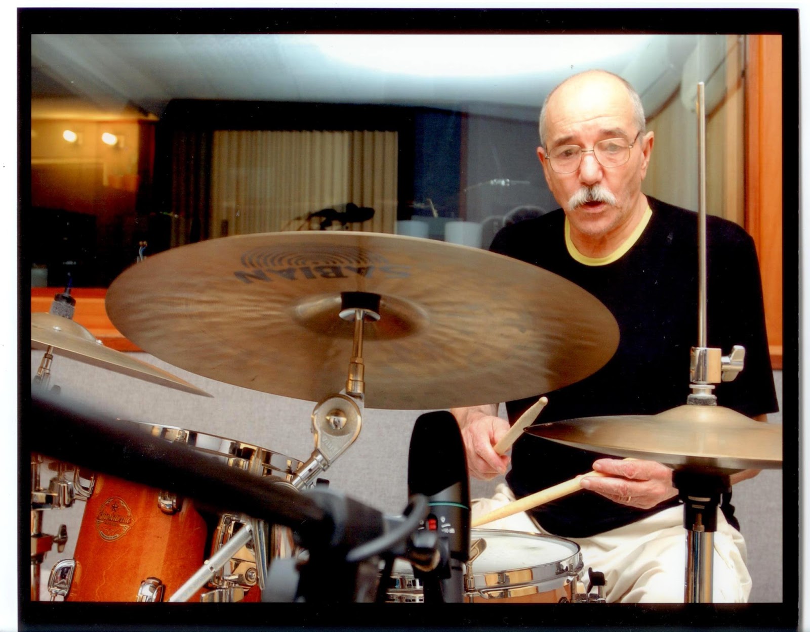 Ao redor do som: abril 2017