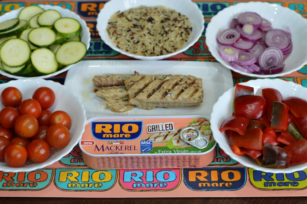 Salata cu macrou, orez si legume coapte - CAIETUL CU RETETE