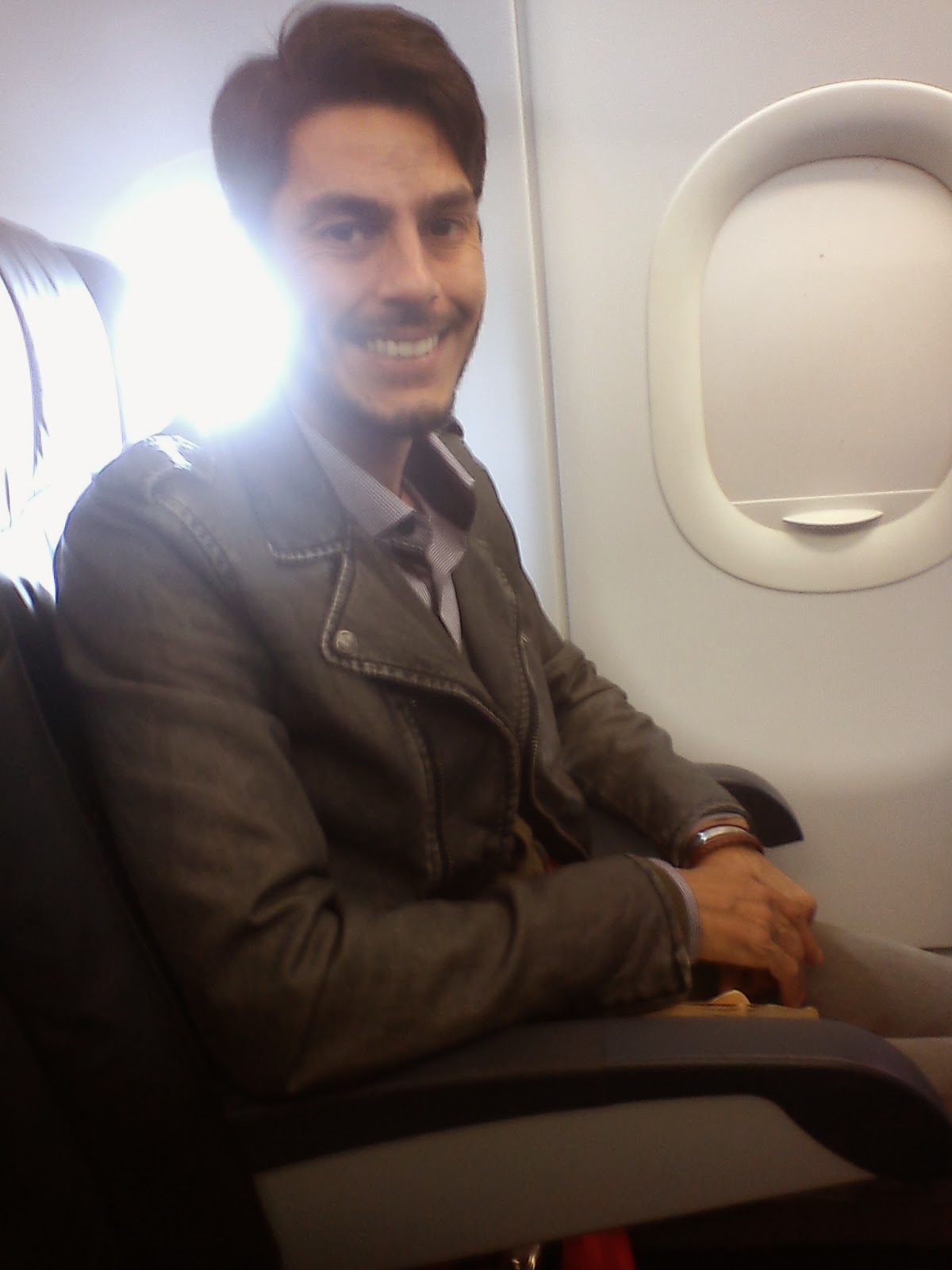 mahligaikecilku: Pengalaman; naik kapal terbang & berjumpa artis ...