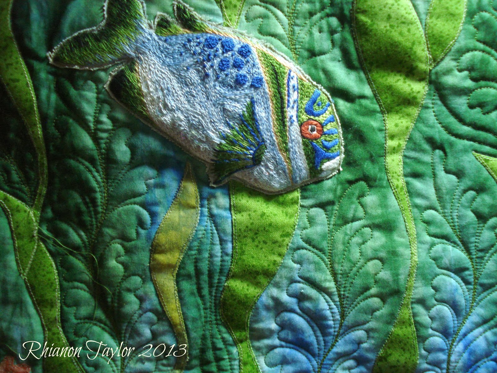 The Nifty Stitcher: Hand Embroidered Tropical Fish Wall Hanging