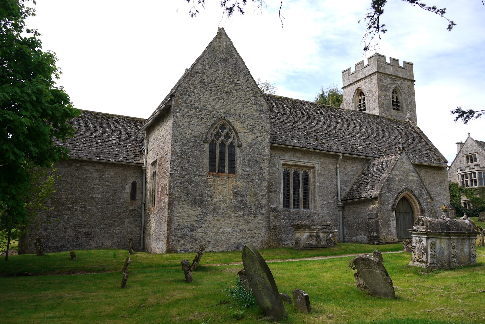 Walking in the country: Asthall, Widford and Swinbrook