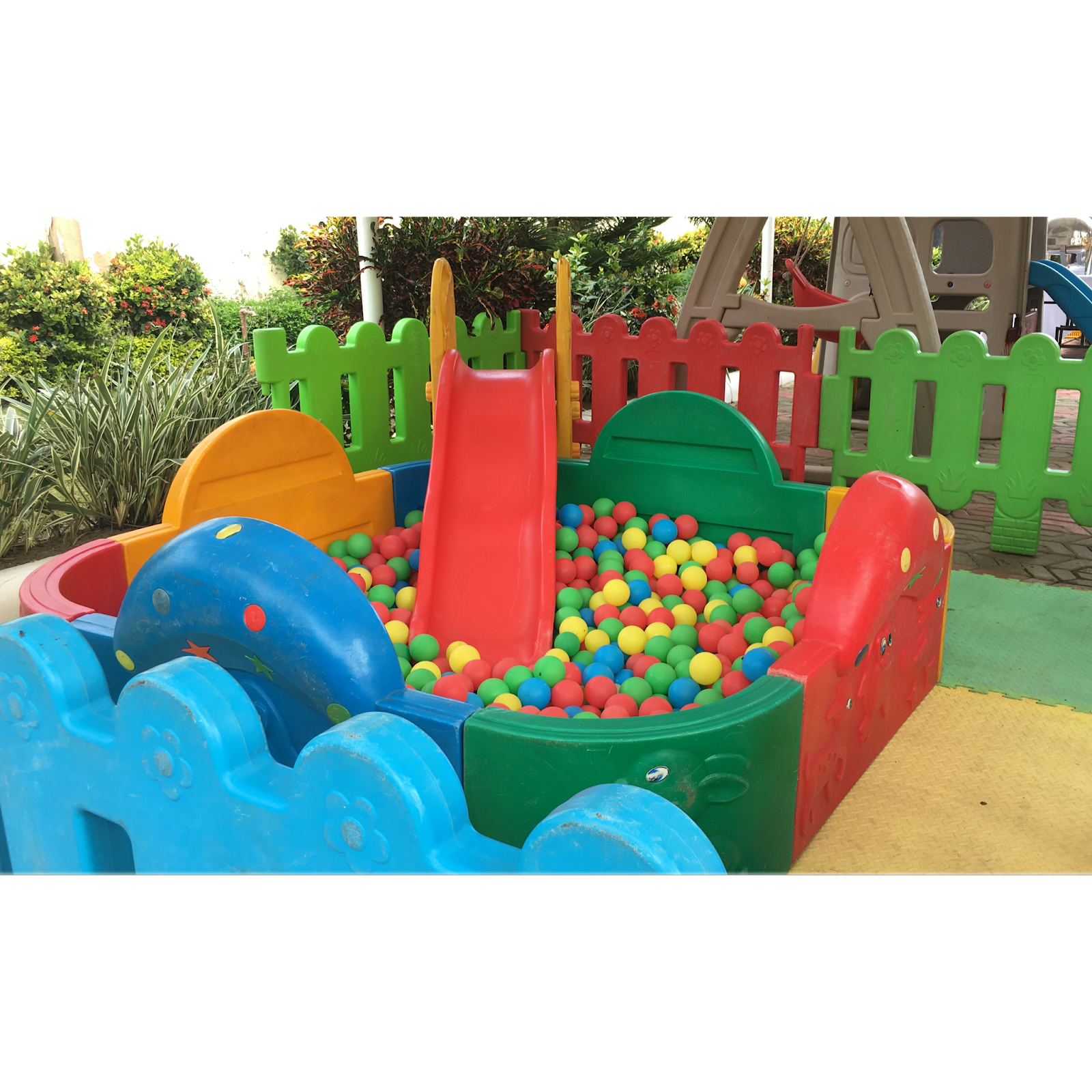 PLAYING ITEMS FOR HIRE / LOOK BOOK