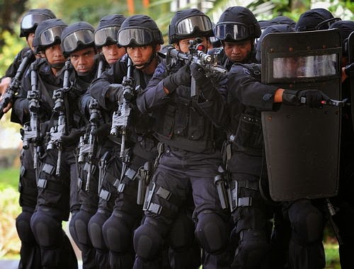 Equipo SWAT: marzo 2015