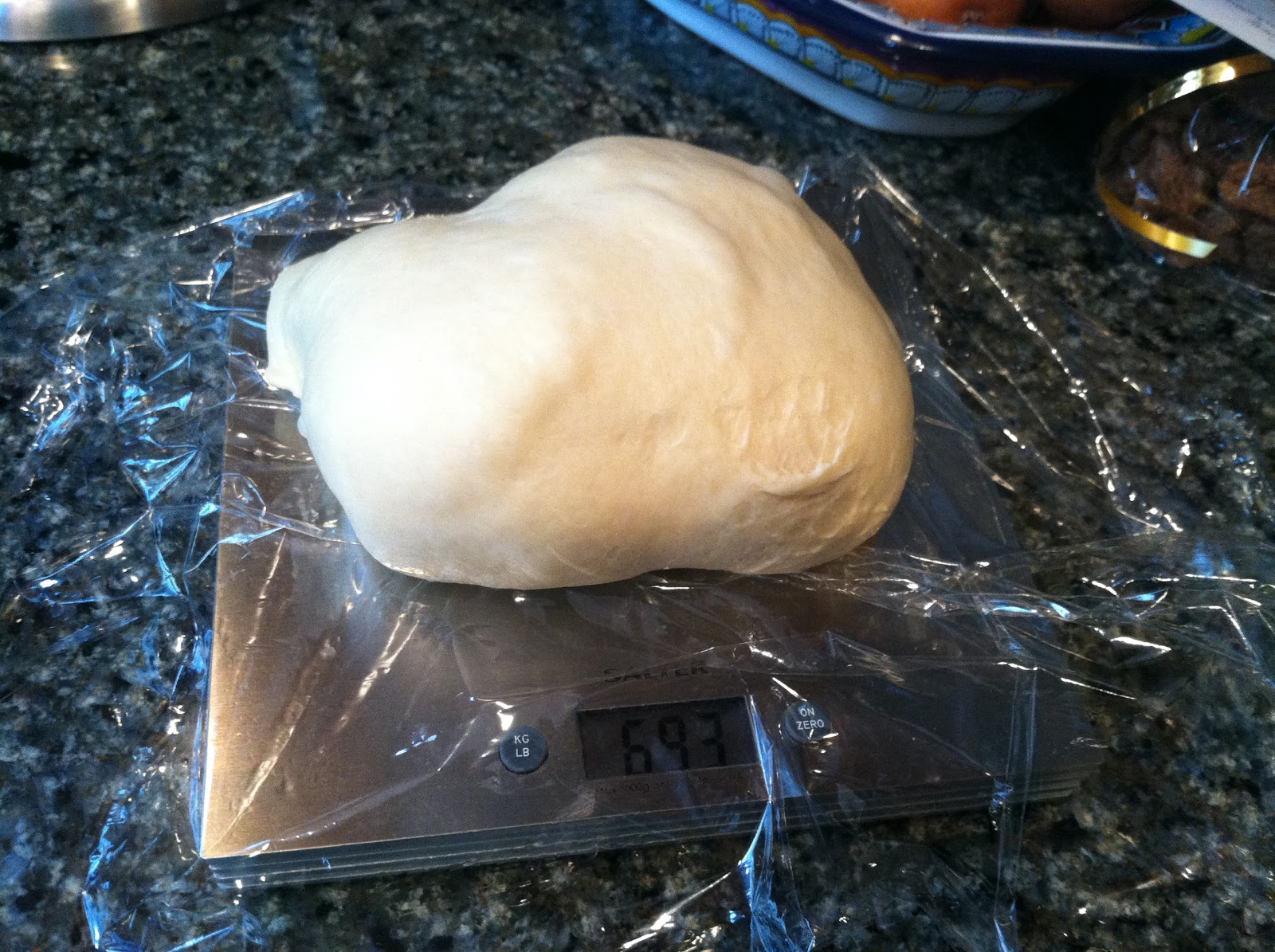 The Bread Maiden: The Science Behind... measuring your ingredients