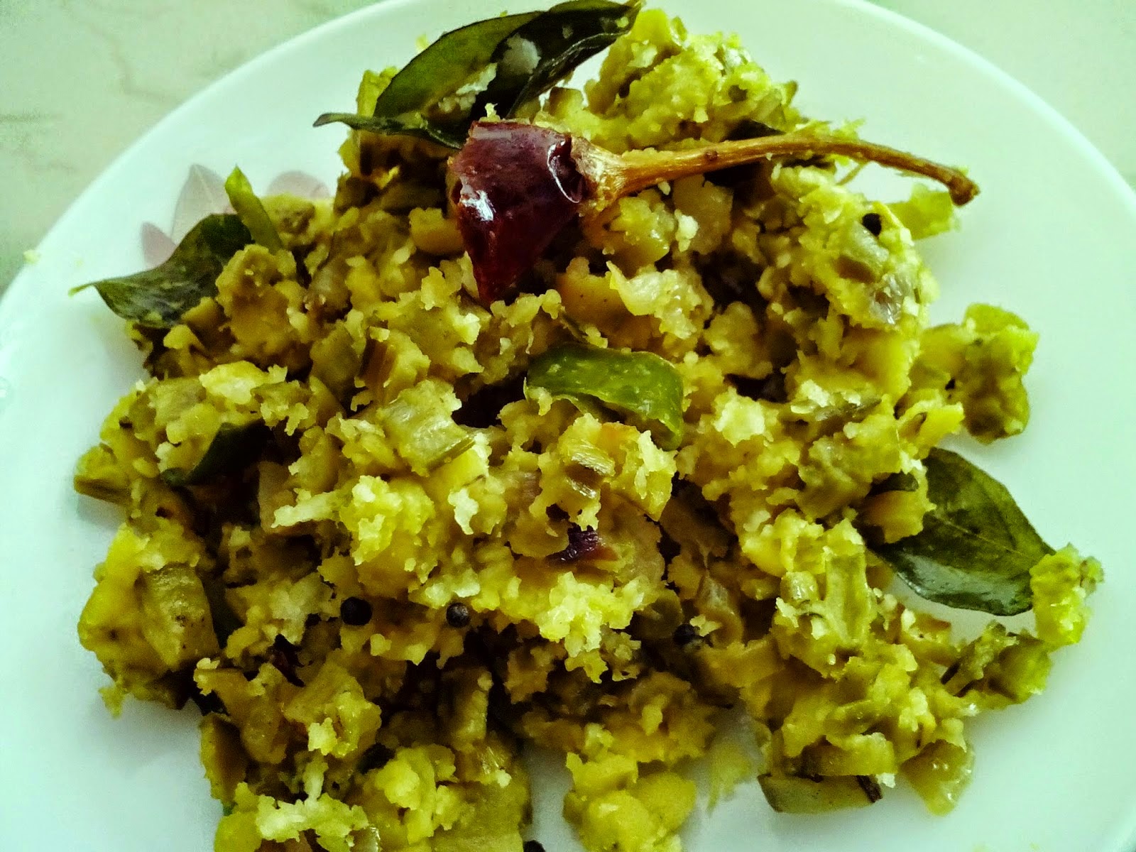 Kothamara Parippu Thoran (Cluster Beans stir fried with grated coconut ...
