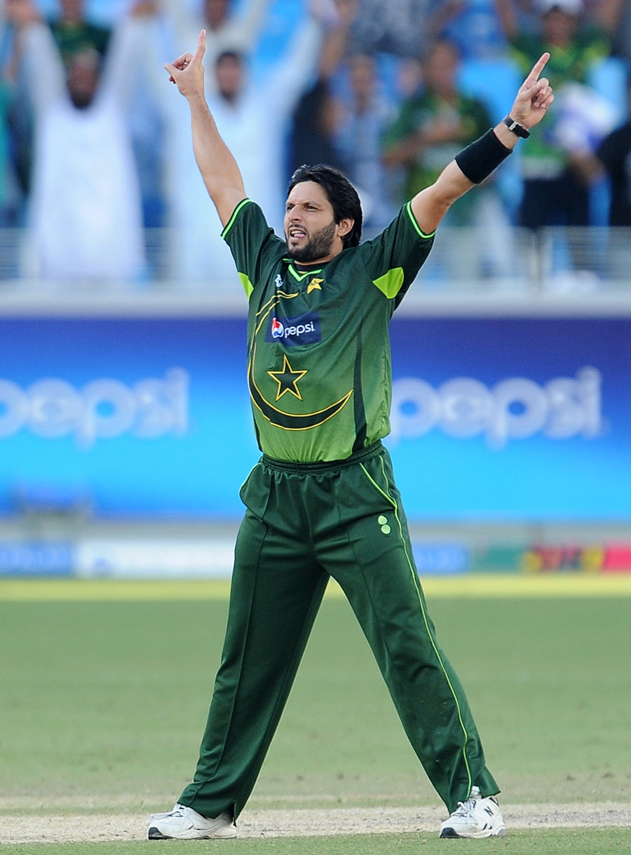 Boom Boom Afridi Sixes