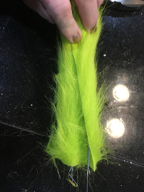 HollysHome Family Life: Make a Grinch Hand to add to your Who Ville ...