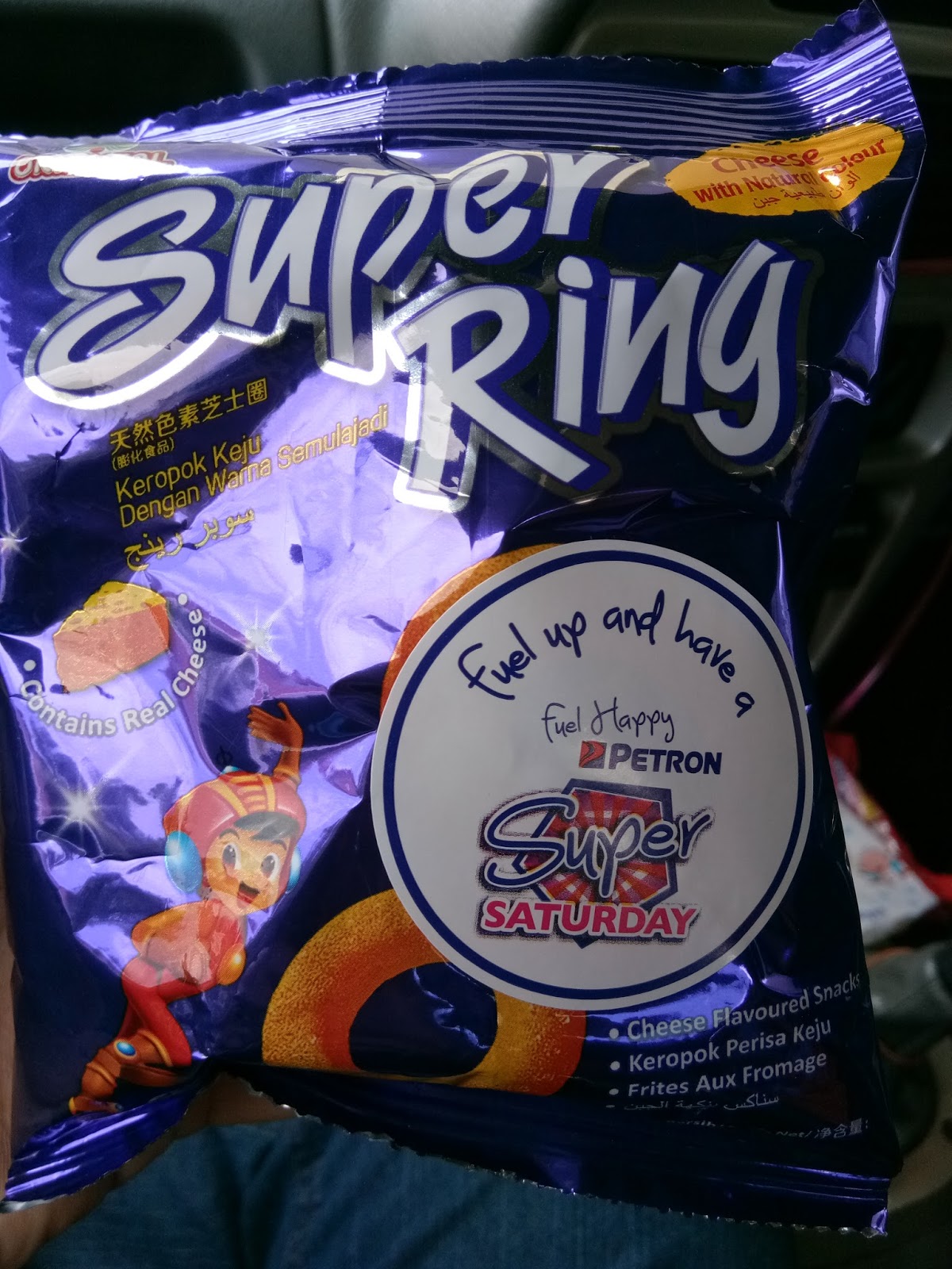 Dapat jajan Super Ring percuma di Petron - Cerita Ita