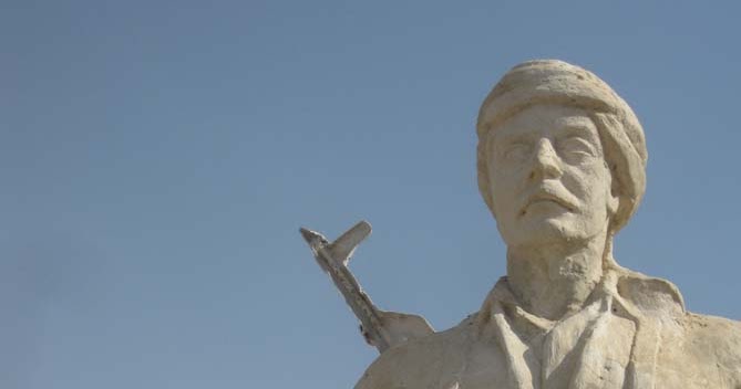 kurdistanart: Statue of Peshmerga (Hangaw)~Rawandiz, Erbil south of ...