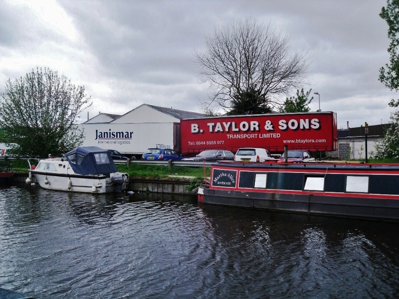 Boatlife: Cruising Aboard NB Valerie: The Lee and Stort Navigation: The ...