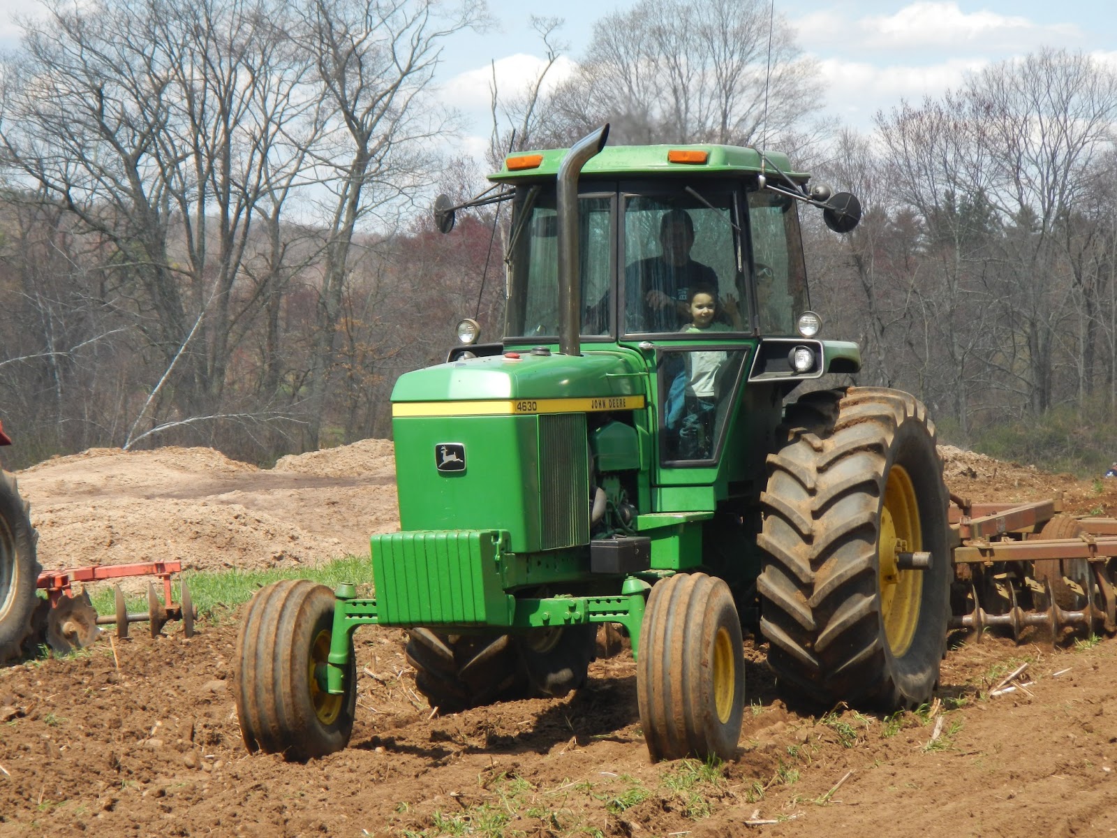Radar Check: 4-27-13 Plow Day-Grigas Family Farm