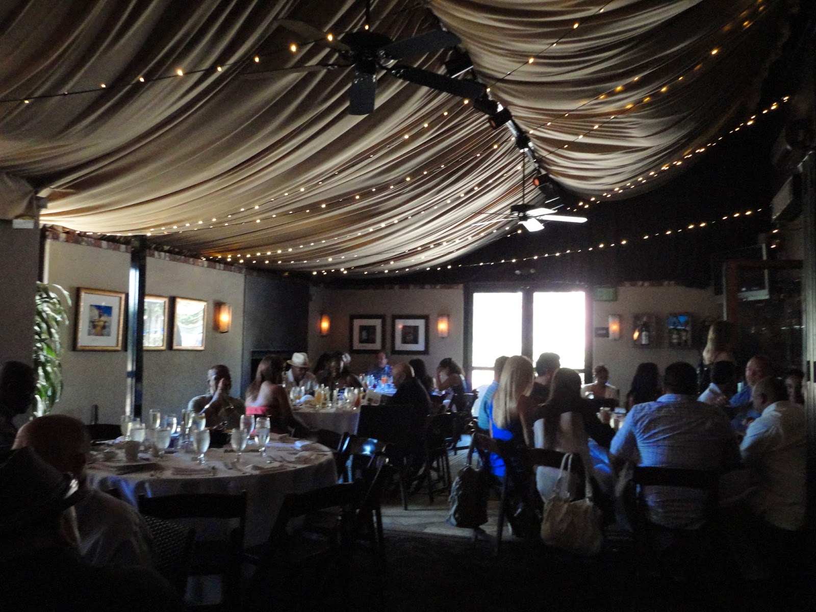 SurfWriter Girls: Chill Out at Spaghettini