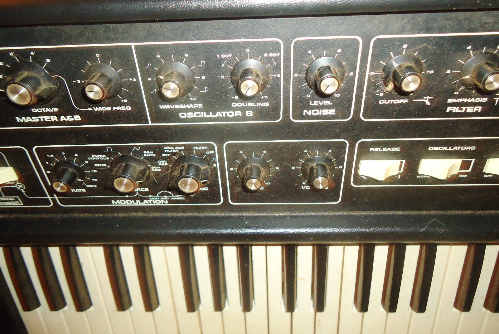 MATRIXSYNTH: Vintage 1978 Moog Multimoog Synthesizer SN 1894