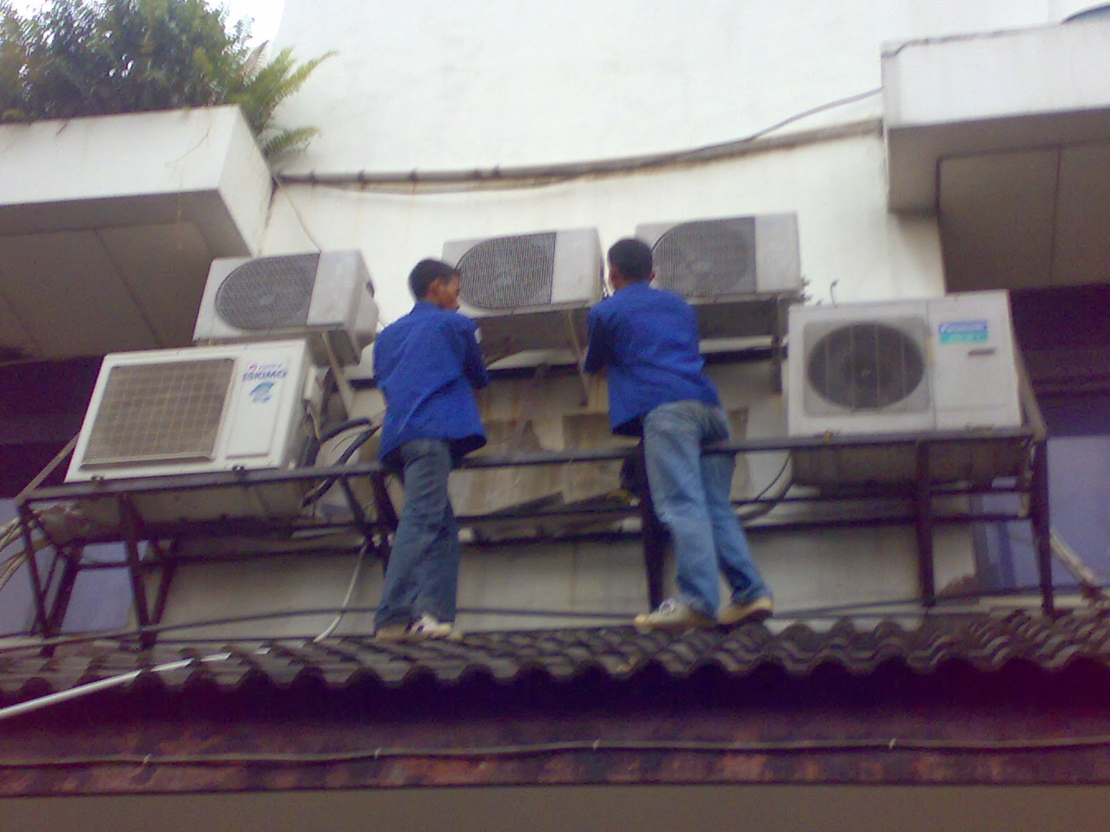 Jasa service AC Jakarta , cuci AC , reparasi AC, perawatan AC, suku ...