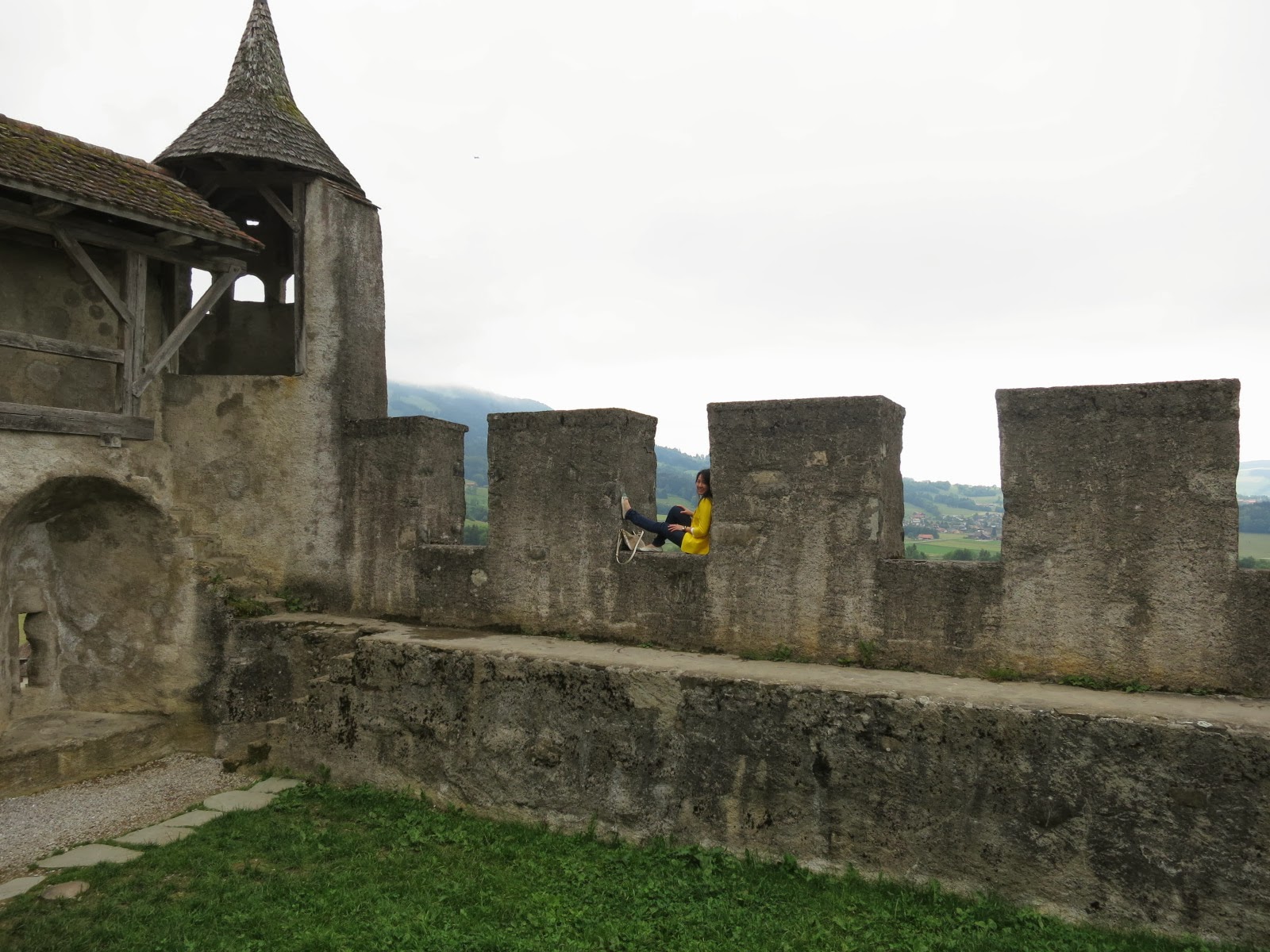 Yummy Chrispytine...Still: Alien Bar in Gruyére