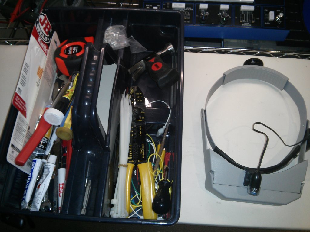 SandyMakes.org: Portable Electronics Workbench