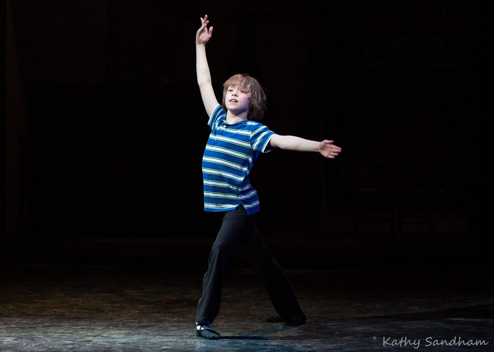 RoyBerko.info: Billy Elliot sings and dances its way onto the @ Beck ...