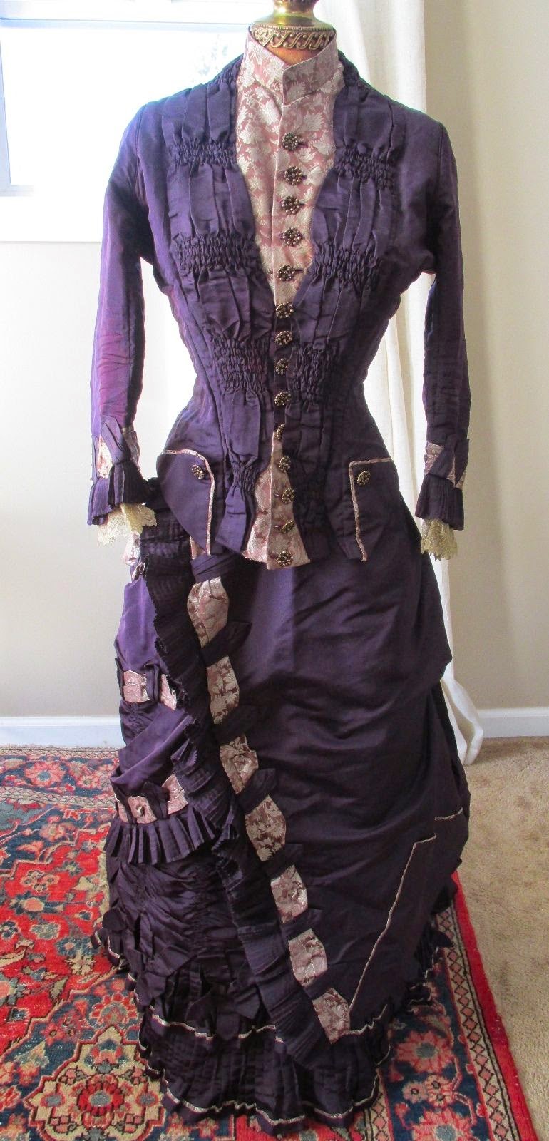 All The Pretty Dresses: Purple Bustle Dress
