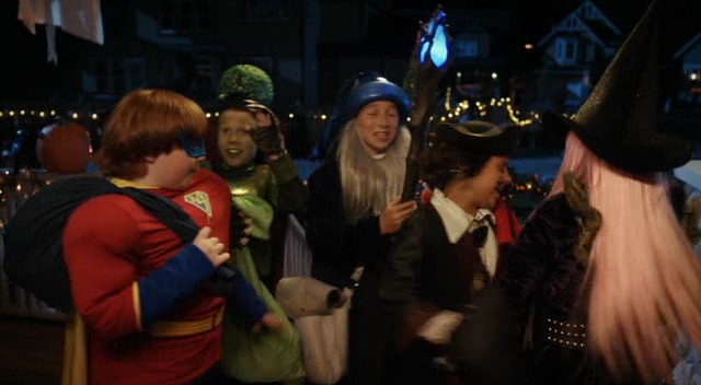 Spooky Buddies Love Halloween (2011) Español Latino Avi ~ Luninis