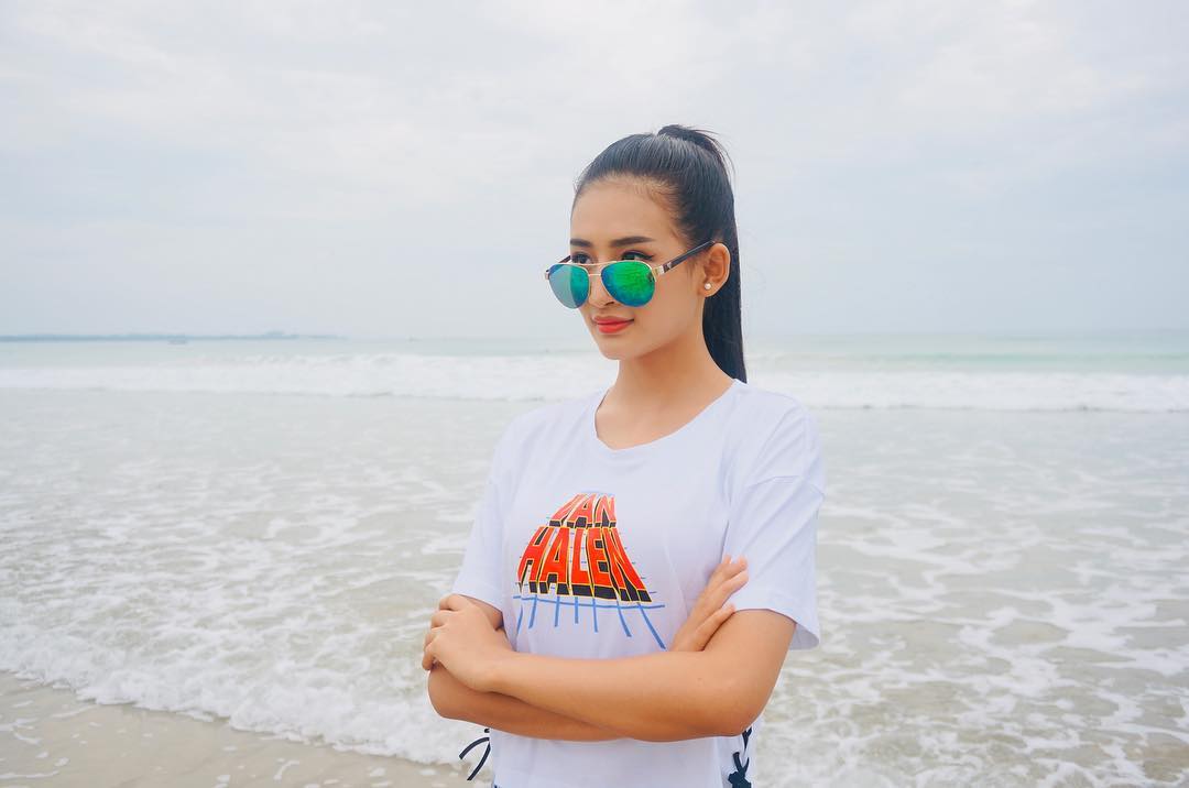 Han Thi | Myanmar Model Girl