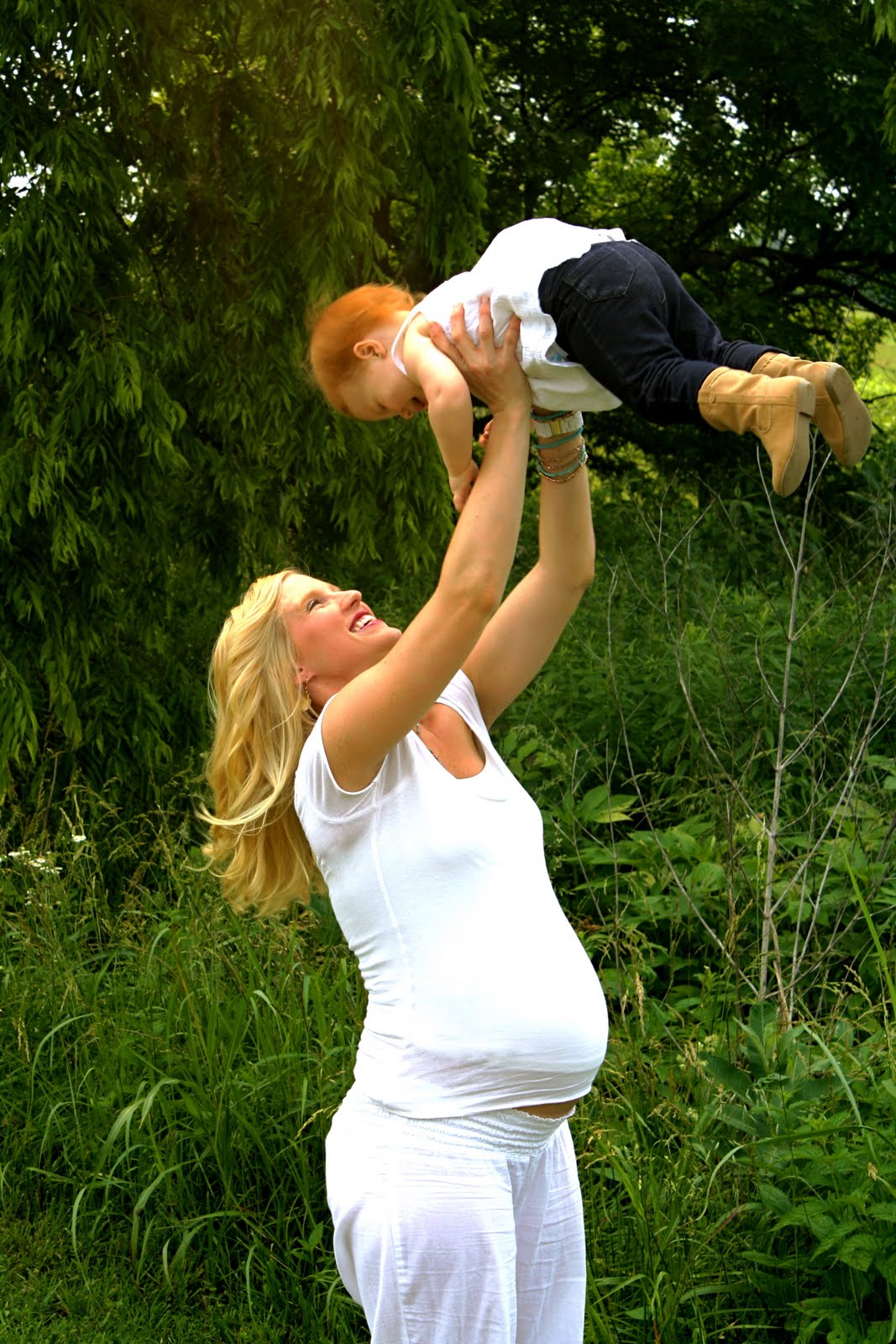 The Freckled Pumpkin: Belly Pics {Paisley James Edition}