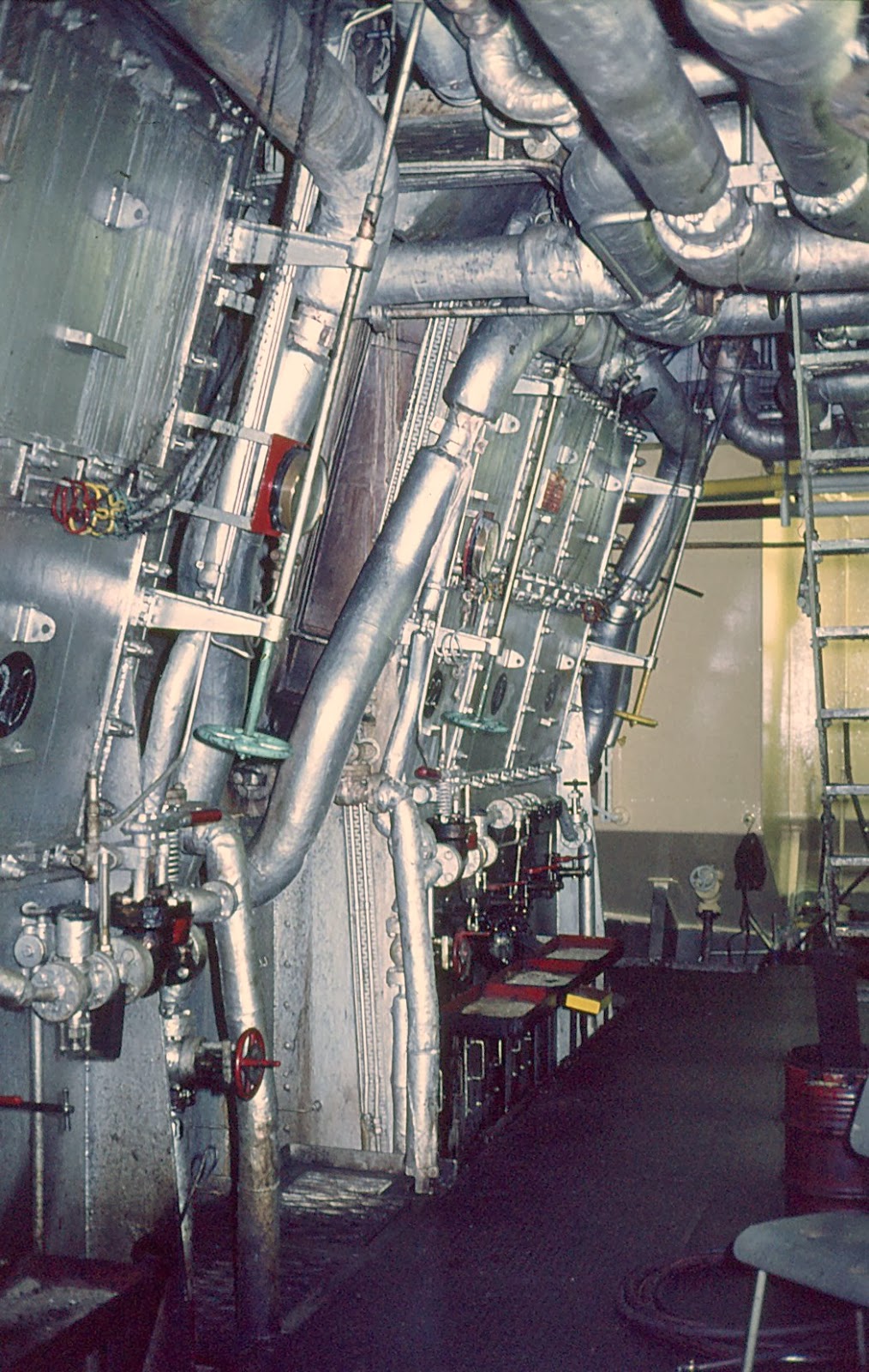 'ZIEN EN WETEN': ACMAEA M.S. SHELL TANKERS B.V. (DEEL 1-B)